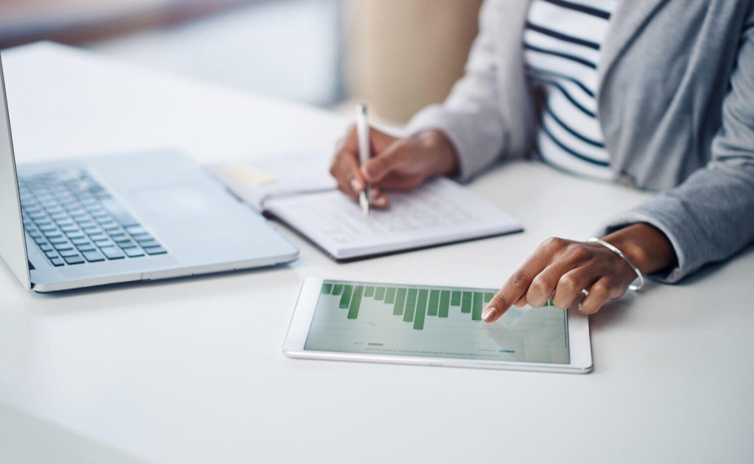 Bookkeeping & Accounting - FinServe Pro